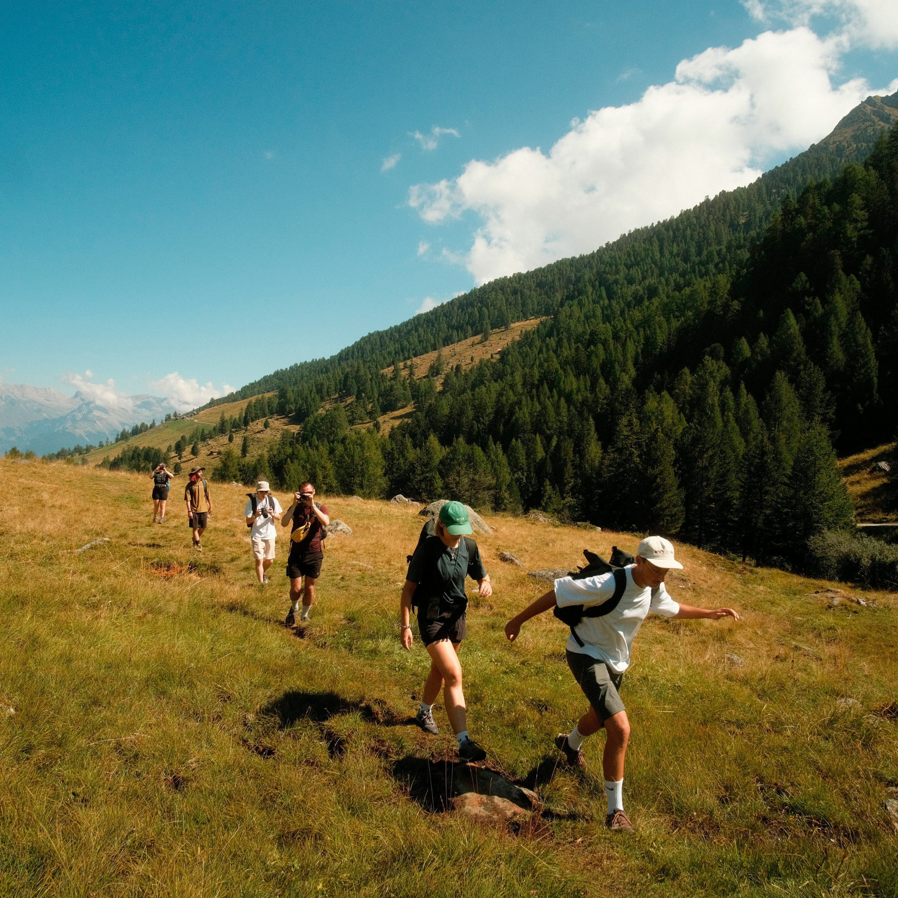Best Insoles for Hiking, Walking & Outdoor Adventures | Remind Insoles
